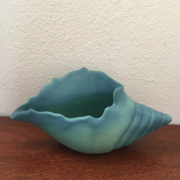Vintage | Accents | Vintage Van Briggle Conch Sea Shell Pottery Planter ...